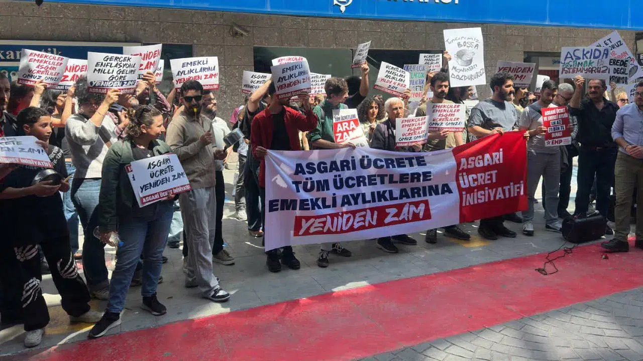 Asgari Ücrete, Emekli Aylığına, Ücretlere Zam İstediler! Tencere ...