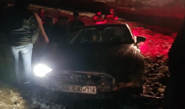 HDP’li Meral Danış Beştaş trafik kazası geçirdi, hastaneye kaldırıldı ... HDP’li Meral Danış Beştaş trafik kazası geçirdi, hastaneye kaldırıldı ...